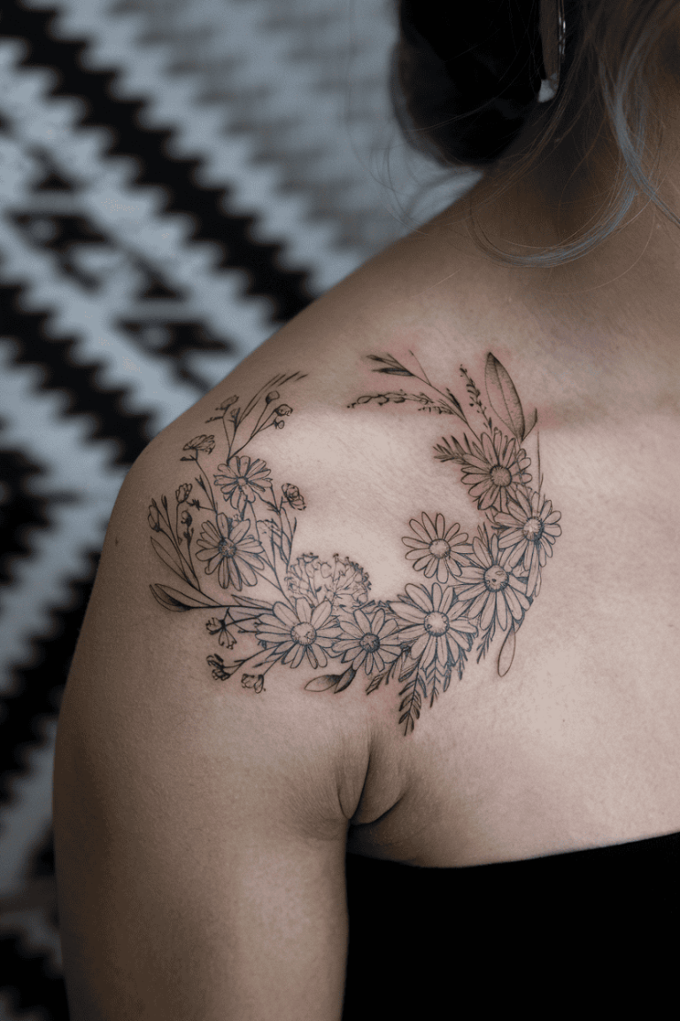 22 Delicate Shoulder Flower Tattoo Designs