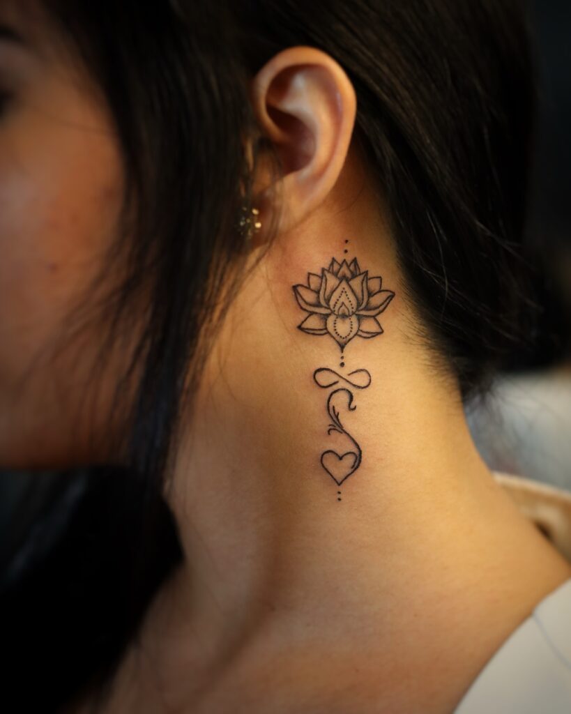 40+ Beautiful Women’s Neck Tattoos to Inspire
